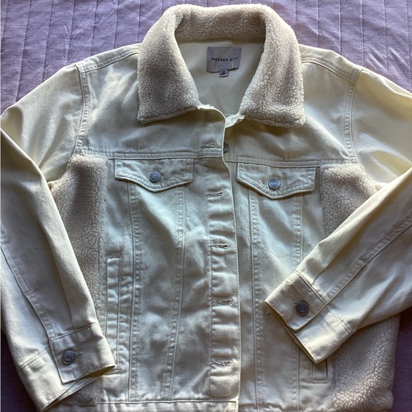 Madden Girl | Jackets & Coats | Madden Girl Offwhite Sherpa Jean Jacket ...